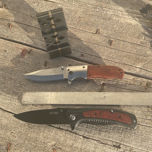 Accessories | 2 Folding Knives Carbonfiber Pla Display Stand | Poshmark